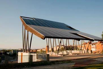 Solar Panel Pergolas | Costs & Benefits in 2025