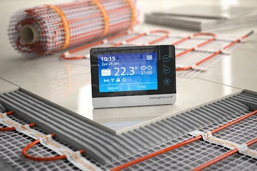 Solar-Powered Underfloor Heating | Costs & Benefits in 2025